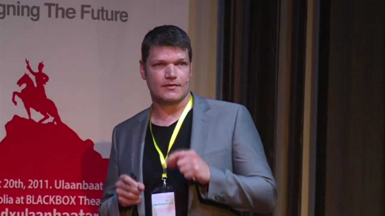 TEDxUlaanbaatar - Jo De Baerdemaeker - Typography