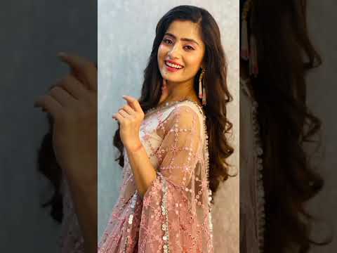 A Saree Has The Power To Convert A Girl❤️ | Vaishali Takkar | #vaishalitakkar #actress #shorts