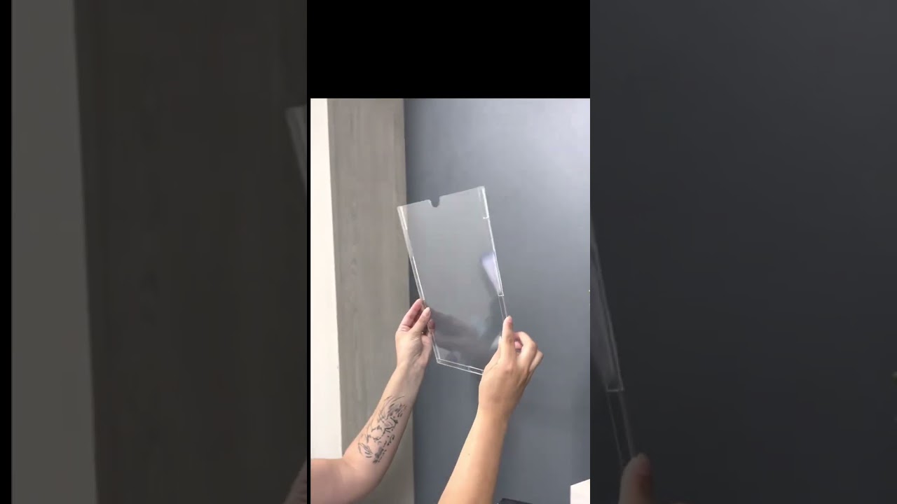 DISPLAY ACRILICO DE PAREDE A4 VERTICAL