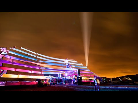 Lightning in a Bottle | Triad Structure | Vita Motus Design Studio