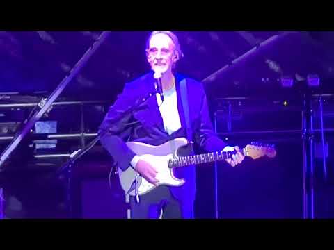 Mike and the Mechanics ( The living years ) Live at York Barbican 12/04/2023