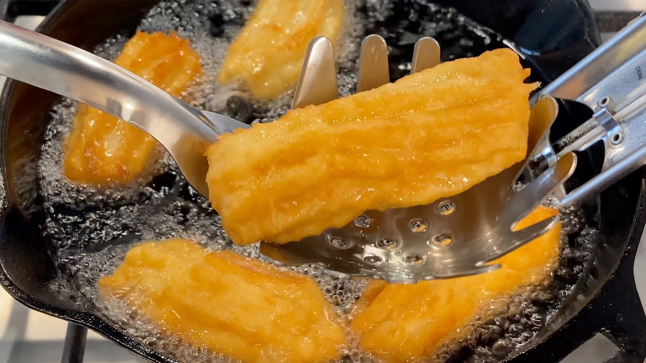 Just yogurt and flour. Churros in 2 ingredients. Amazing dessert in 5 minutes!