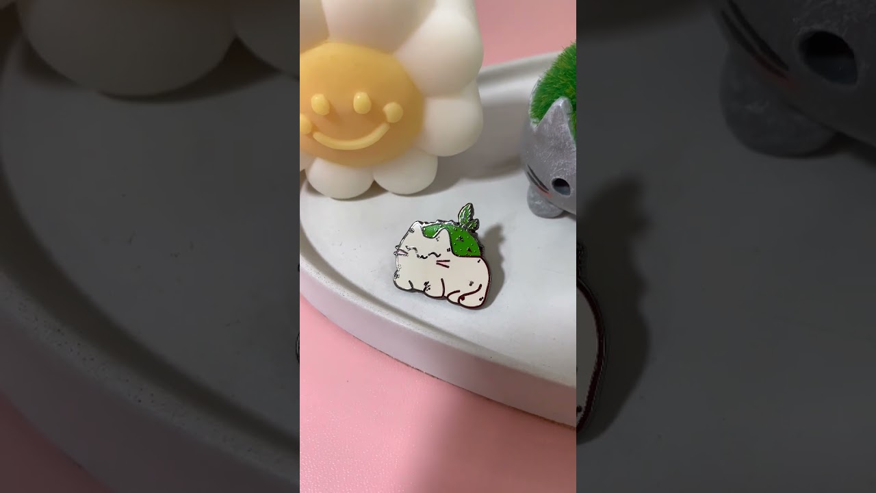 Unbox My Enamel Pins with Me #studiovlog #art #videoproductionstudio #vlog #enamelpins #cottagecore