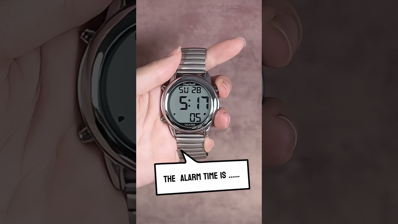 Spread holiday cheer with a voice-reporting watch for your family this Christmas! 🎄🎁