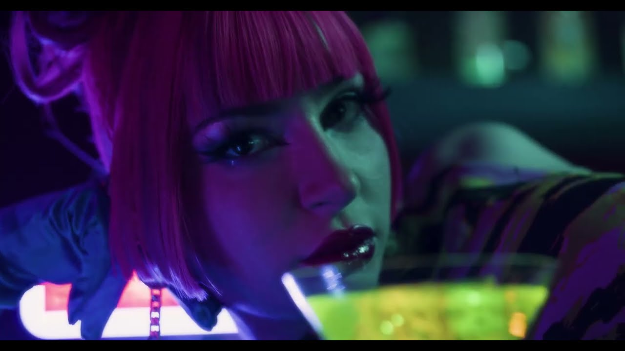 Solene & minthaze - chase the stars ft. Saimsoul (Official Cyber Jazz Music Video)