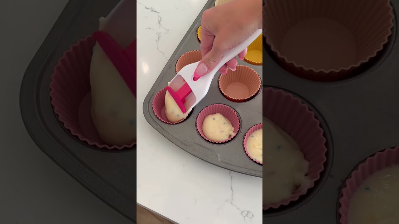 Amazon Cupcake Dispenser