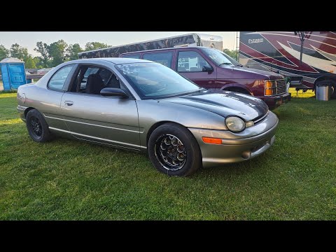 Dodge Neon Acr turbo hits the Drags for the first time! Low boost and baby shifts + the Dragon wagon