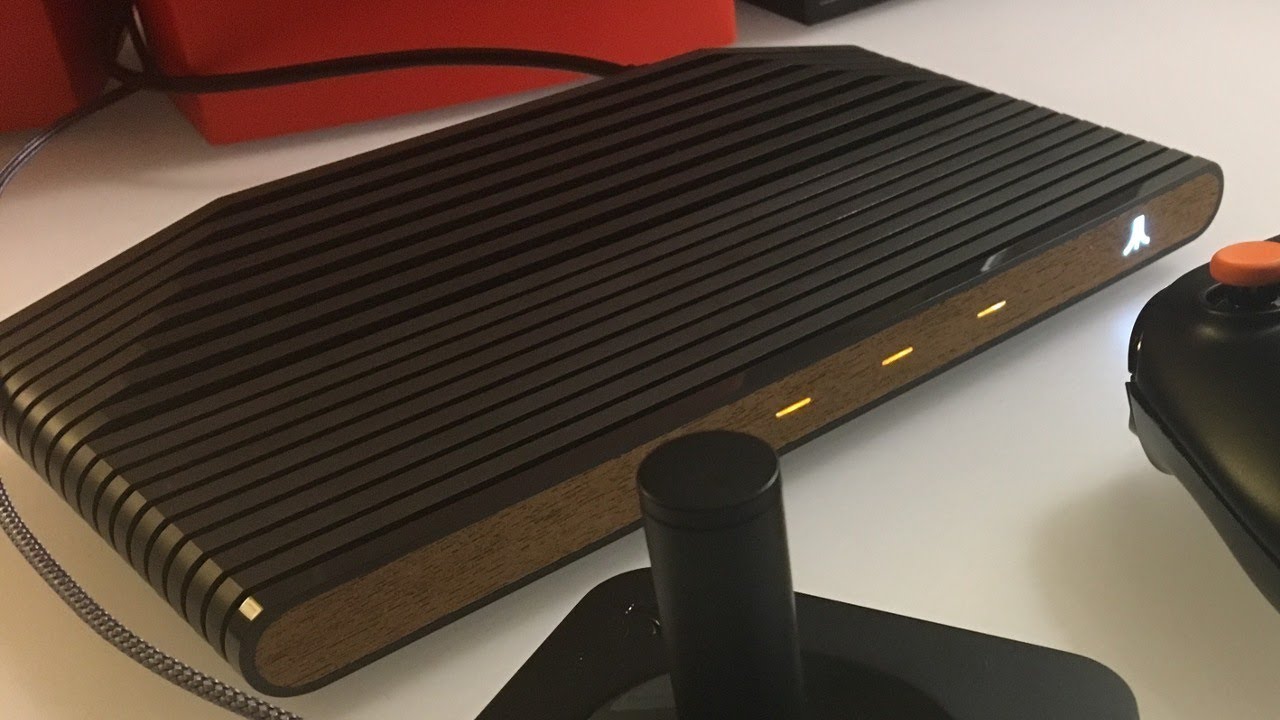 Atari Flashback 8 : Tectoy lança novo console retrô e uma versão portátil Atari Flashback 8 : Tectoy lança novo console retrô e uma versão portátil
