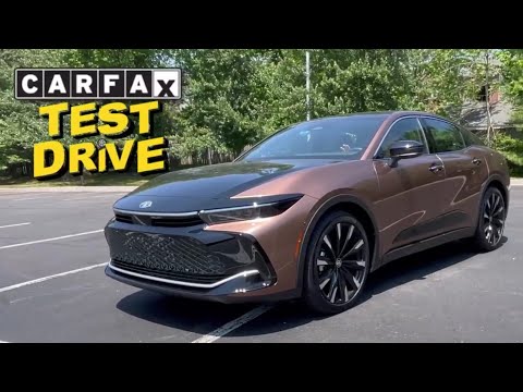 CARFAX Test Drive: 2023 Toyota Crown