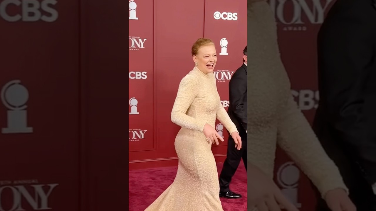 Isn’t she lovely! Sarah Snook at the Tony Awards!