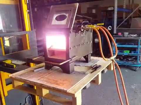 BECMA Blacksmith`s Gas Forge for Knifemaking GFR.6 neo III