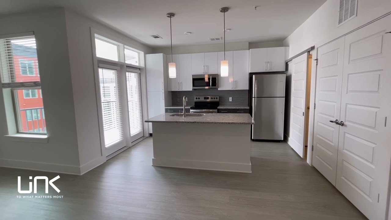 B3 floor plan - 2 bedroom/2 bathroom