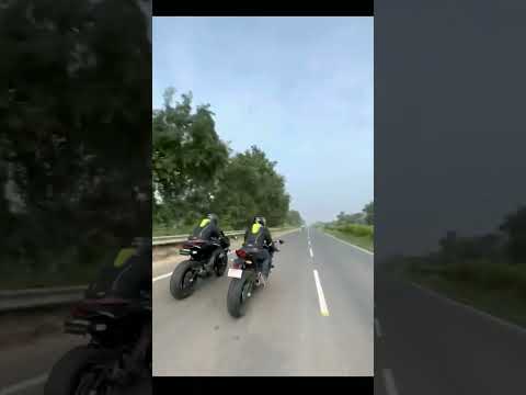 Zx10r Vs Zx10rr Drag Race #shorts #zx10rr #zx10r #1million #youtubeshorts