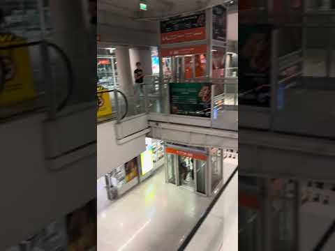 Warsaw Chopin Airport (WAW) inside gates - Poland