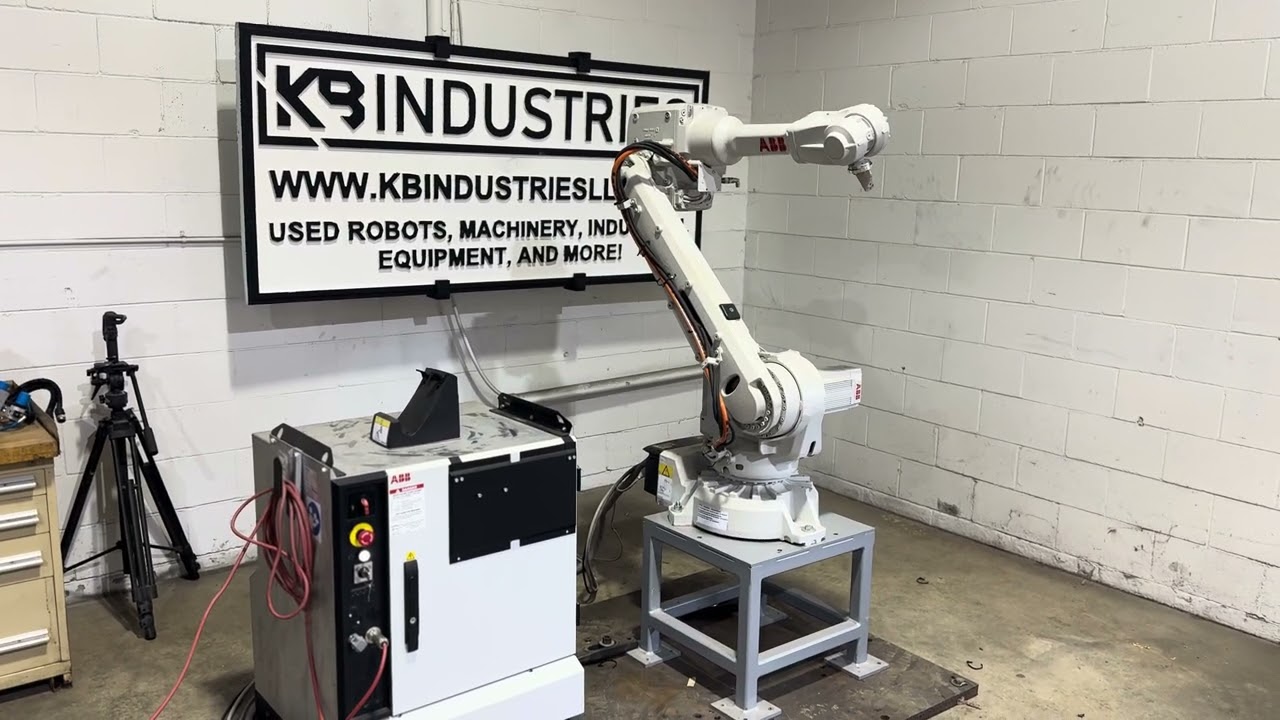 ABB IRB 2600-12/1.85 with IRC5 Controller, 2600-105008