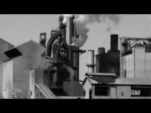 The growth paradigm of Fractional Reserve Banking