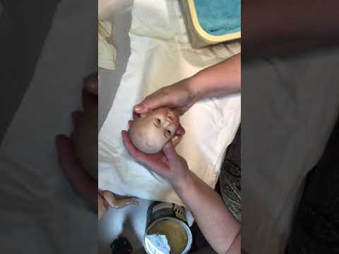 Cleaning a little Nippon Antique Doll 1