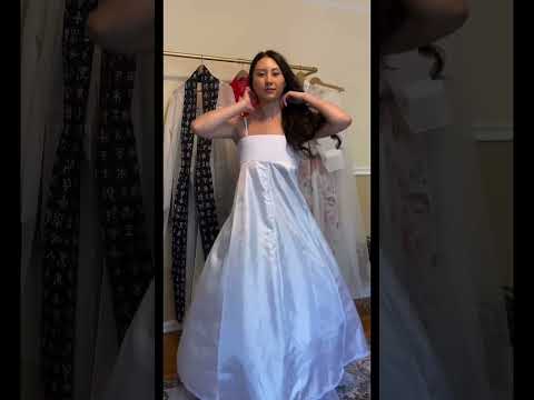 Trying on a traditional Korean wedding dress (한복) #wedding #weddingdress #hanbok #korean