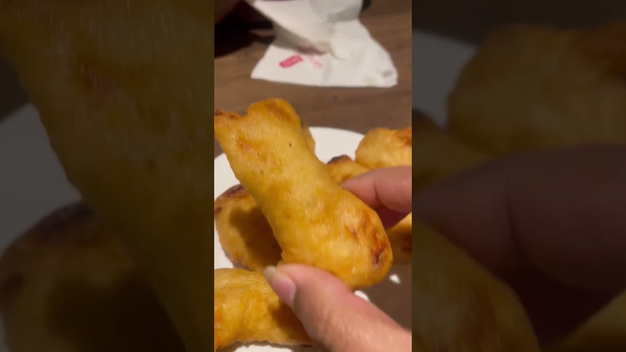 Golden fried fish 🐠 #lipikasarkarvlogs #food #foodie #fish #friedfish