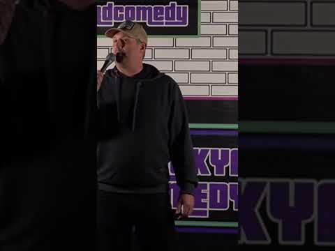 Dating in San Diego #comedy #shorts #standupcomedy #comedyvideo #standup