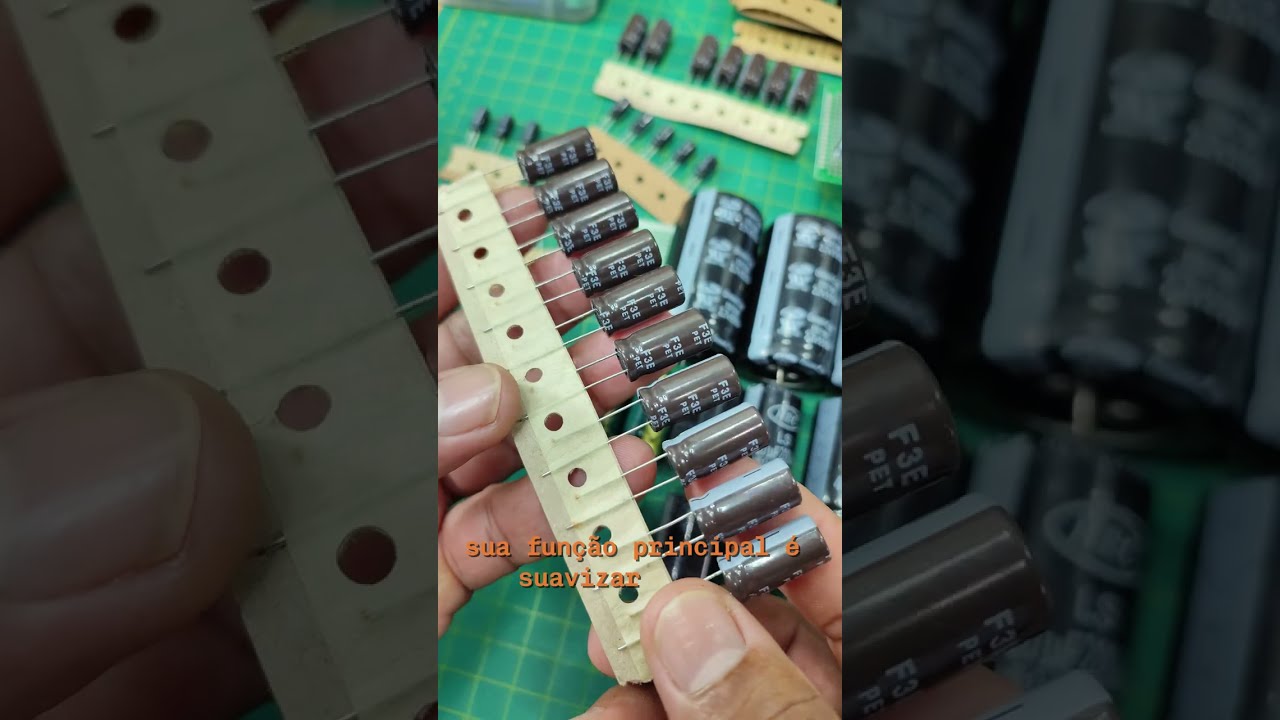 Capacitor Eletrolítico | O que é e como funciona?