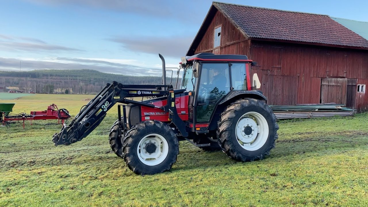 Traktor Valmet 800, Avesta, Klaravik auktioner