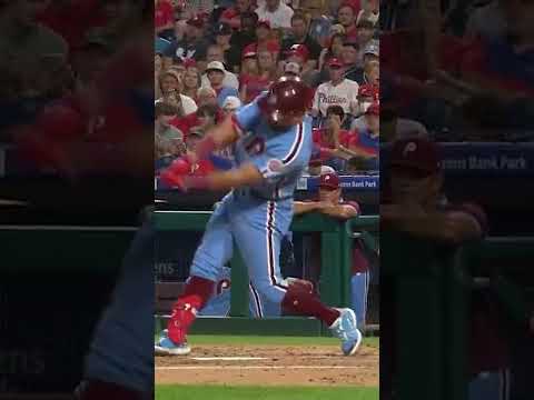 Kyle Schwarber crush jobs just sound different