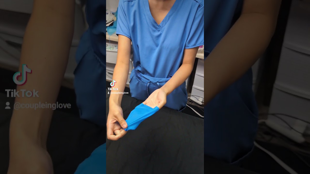 Blue comes off, what color comes on? #glove #gloves #latexglove #latexgloves #asiangirl #scrubs