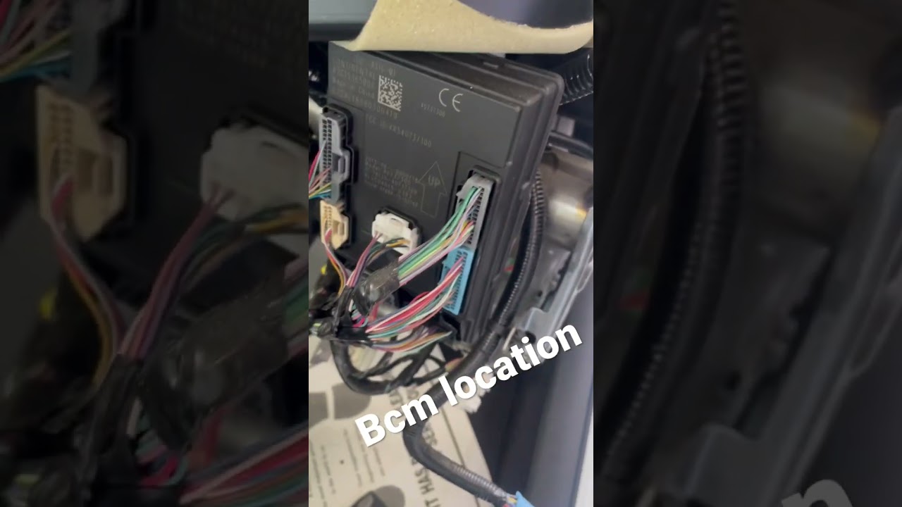 Bcm body control module located behind the dash #honda #mechanic #mechanictools #repair #mecanica