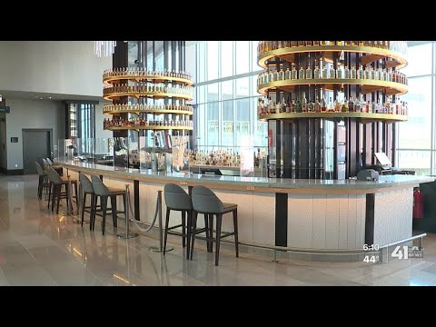 The Stillwell, restaurant inside Loews Hotel, opens