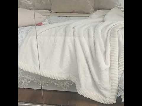 Couvre lit Golas 9 pièces avec descente de lit- فول مون البليدة
