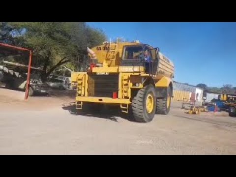 Auction Caterpillar 60,000L Water Truck