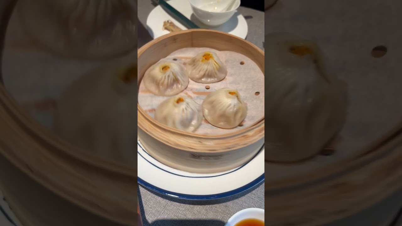 Must-Try Dishes at Pin Su Hang in Shenzhen: Pine Nut Fish, Dongpo Pork, and Xiao Long Bao!