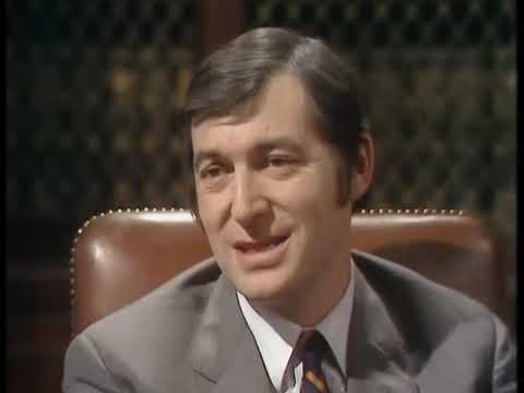 Warship: #1 – S01E01 – Donald Burton, David Savile – Hot Pursuit (1973 ...