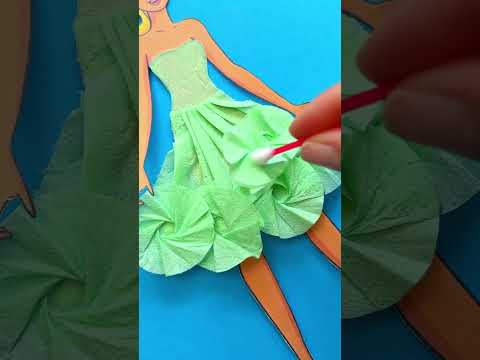 Making a Pretty Doll Dress with Toilet Paper! ๐ง๐งป