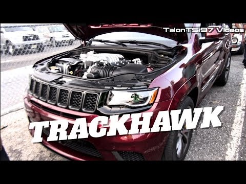We Took the 707-Horsepower Jeep Trackhawk Drag Racing