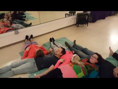 Mr.Mirth's Laughter Yoga - the Laughipede!
