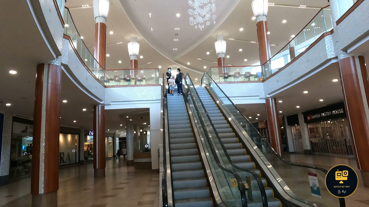 Mapleview Shopping Centre Mall Walk Tour 4K (Burlington, Ontario)