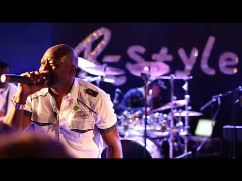 R Style performing "No Limit" by Usher