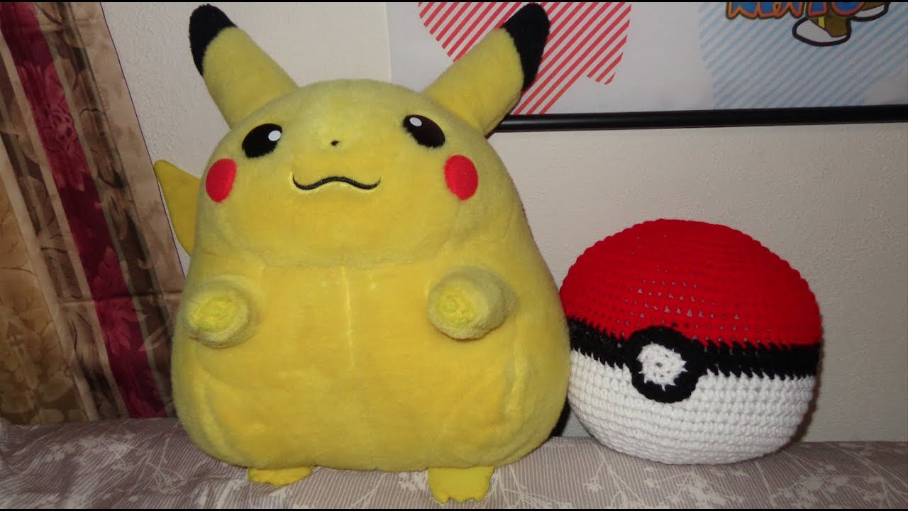 Pokémon Jumbo Plush Pikachu 1999 and handmade Pokéball