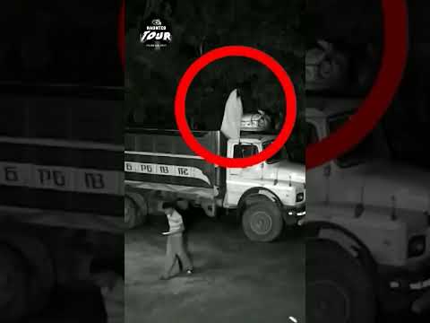 track driver Ghost 😱#viralvideo#aahat#scary#bhoot#horrorstory#ghost#horrorstory#viralgost