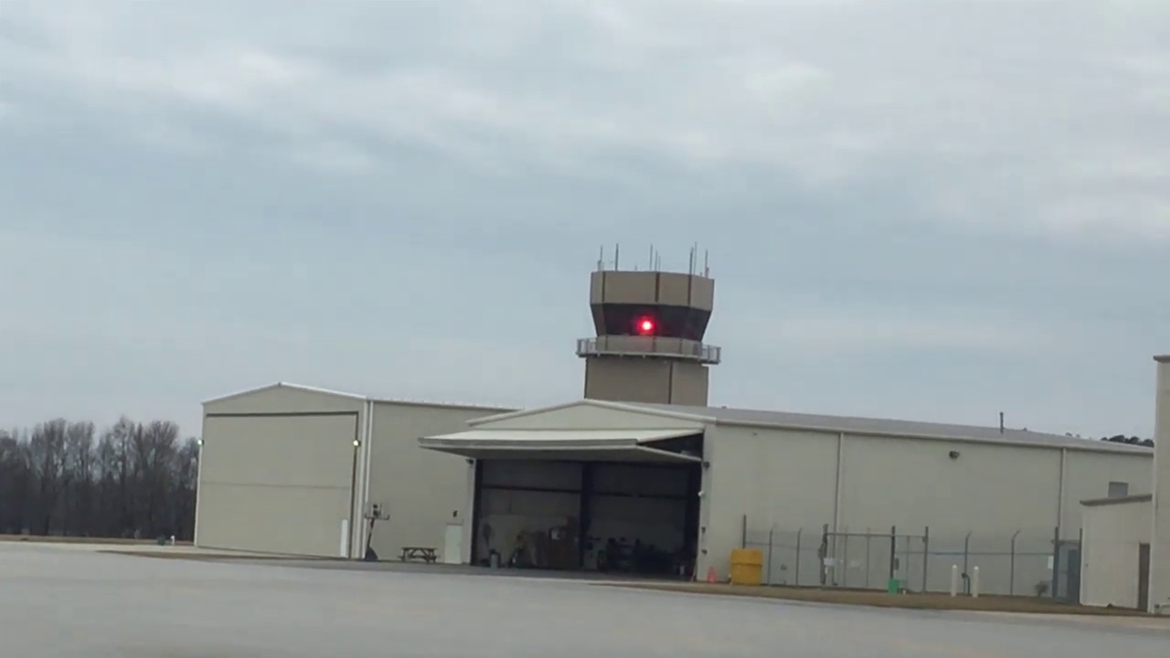 Air Traffic Control Lights | Flight Training | FlightInsight