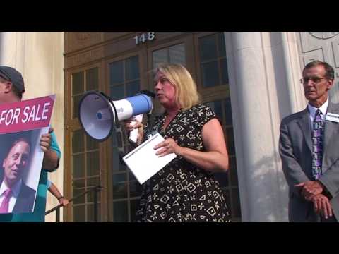 Rally Against Westchester County Airport Privatization