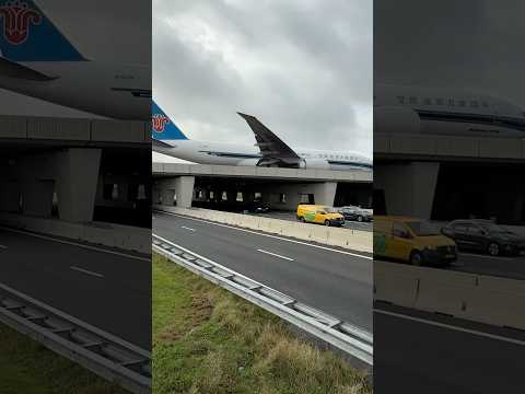 BOEING 777-F CHINA SOUTHERN CARGO (AMSTERDAM TO GUANGZHOU)  SCHIPHOL AIRPORT / PLANES POTTING B223N