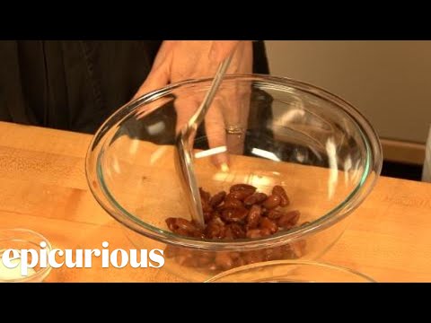 How to Make El Salvadoran Pupusas, Part 1