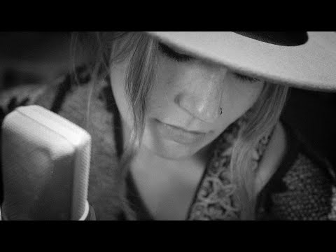 Laurence Doire - Lips On Me | Music Video, Song Lyrics and Karaoke