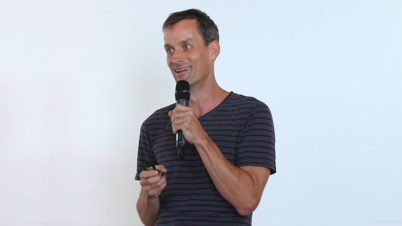 Jeff Dean on building intelligent systems with large scale deep ...