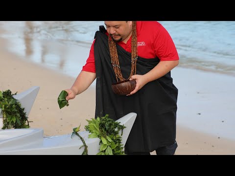 Hoʻolaʻa Waʻa | Canoe Blessing