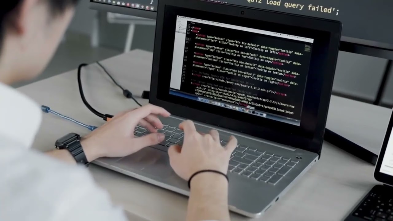 Can you reference a variable dynamically using JavaScript for Playwright