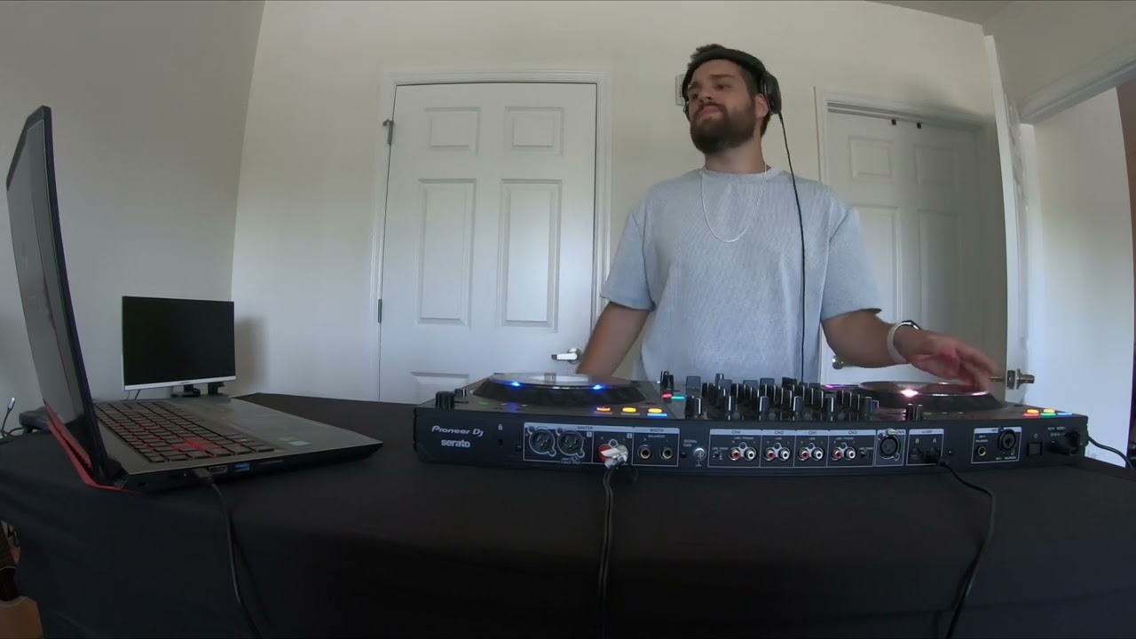 Hire DJ Ramon Felix - DJ in Danbury, Connecticut